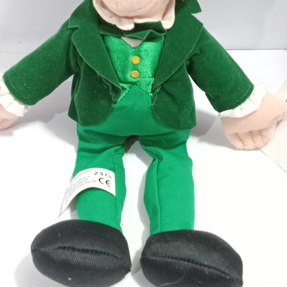Toys | Warner Bros Wizard Of Oz Munchkin Mayor Bean Bag Plush Toy 8 ...